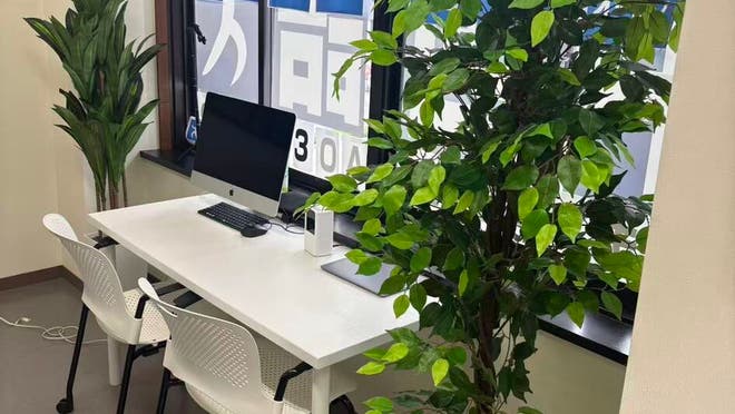 中国語教室の自習室(勉強や作業用目的ならOK)の写真1