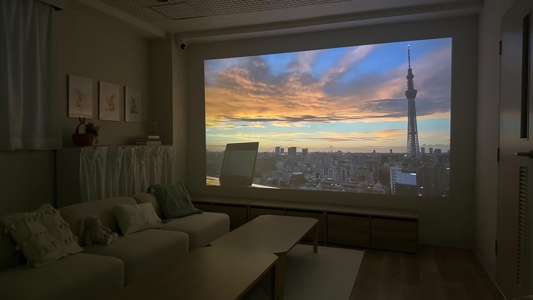 高円寺駅徒歩8分🎉ママ会👭24H利用可🕐自然光✨大画面プロジェクターで映画鑑賞/女子会/イベント/デート/打ち上げの写真27