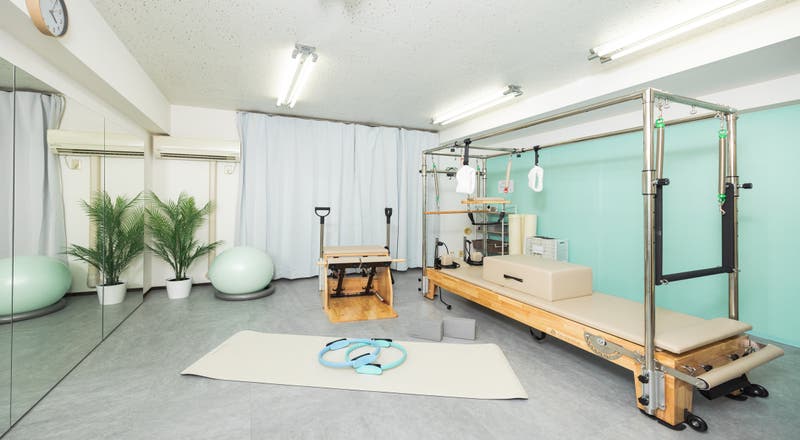 🌟 充実した設備&横浜エリア最安価格🌟【東神奈川駅5分🚶】ピラティス・ヨガ・ダンスにオススメ👍ピラティスマシン設置✨