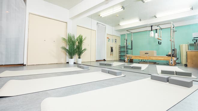 🌟 充実した設備&横浜エリア最安価格🌟【東神奈川駅5分🚶】ピラティス・ヨガ・ダンスにオススメ👍ピラティスマシン設置✨の写真2