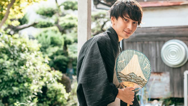 インドア花見・桜🌸・こたつ・自然光・ちゃぶ台・卒業・浴衣・レンタル着付・懇親会・生配信・火鉢・ポートレイト・古時計の写真20