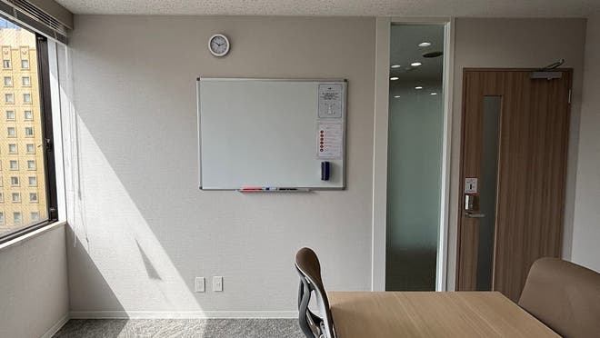 【天神駅4分】定員6名!会議・商談に最適な完全個室/Room02の写真2