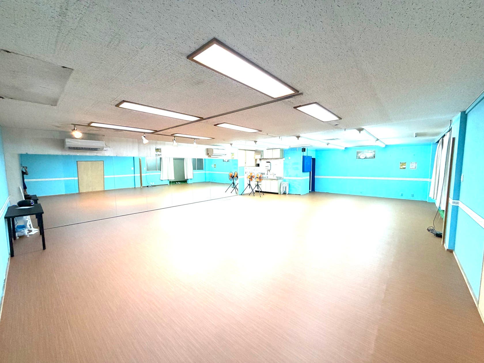 🍀藤が丘駅徒歩4分🍀20名以上利用可能 ダンス💃ヨガ・レッスンに最適なレンタルスタジオ✨の写真1