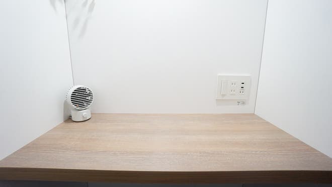 <TKPビズ BOX 秋葉原カンファレンスセンターNo.1>1人用個室🚪光回線Wi-Fi📶電源🔌テレワーク/オンライン会議の写真2