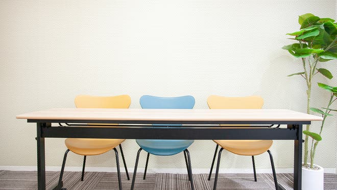 ★新宿西口駅D5出口から徒歩10秒★新宿駅から徒歩2分!土足OK!飲食持込可!会議/ボドゲ/女子会利用可能!貸会議室KS12新宿の写真10
