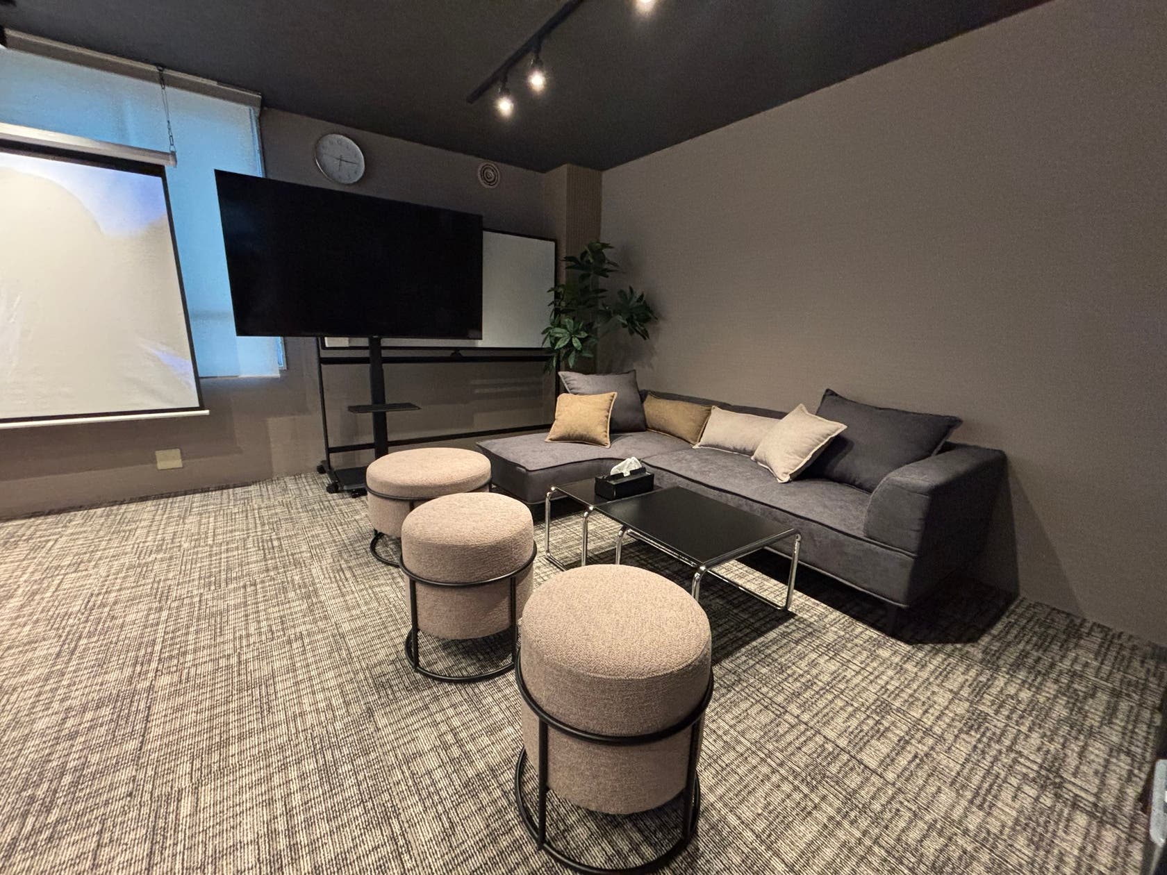 スペモ🏘️駅近✨会議🏢飲み会🍻サテライトオフィス💻撮影🎥セミナー⌨️882_SpemoLOUNGE人形町の写真5