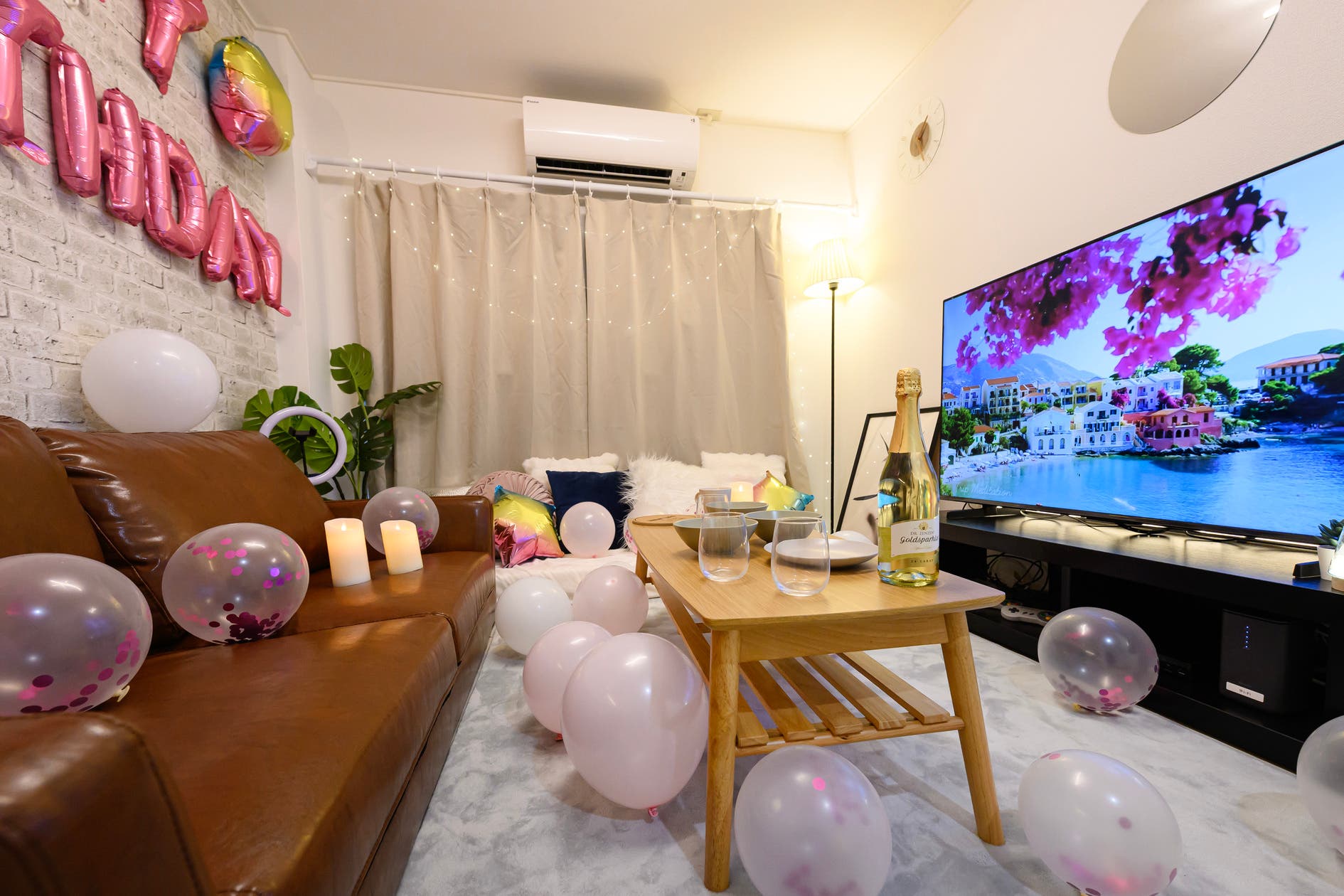  【天満駅すぐ🌟】7月グランドオープン💖 ✨大切な人と大画面テレビ/ボードゲームを楽しめるごろ寝空間❣️✨の写真2