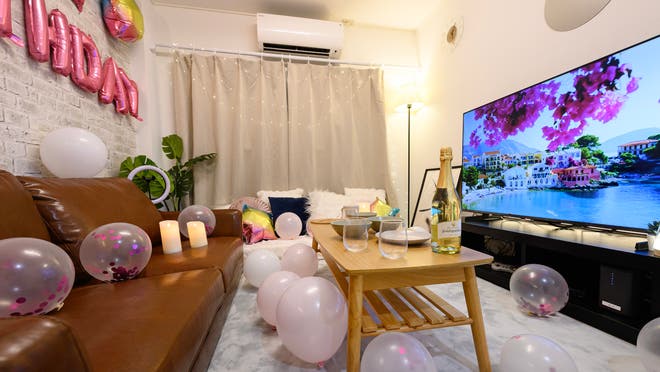 【天満駅すぐ🌟】7月グランドオープン💖 ✨大切な人と大画面テレビ/ボードゲームを楽しめるごろ寝空間❣️✨の写真2