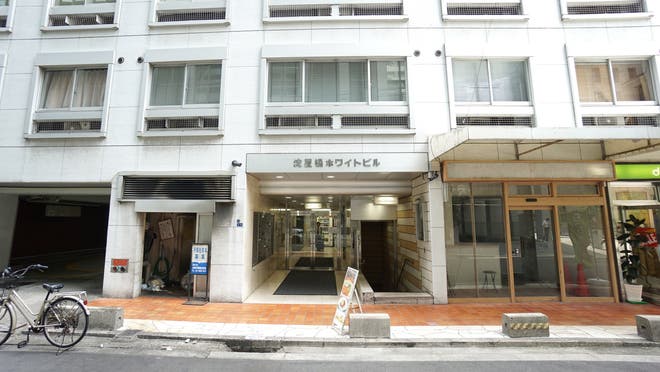 <ワークスポット淀屋橋No.1>OPEN SALE🎉1人用完全個室🚪光回線Wi-Fi📶モニター🖥電源🔌⚡️テレワークの写真8