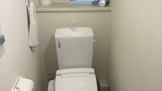 自然光が溢れる白基調の築浅戸建て。20畳の大空間LDKと駐車場完備で、CMやドラマ等の一流の商用ロケに最適です。の写真7
