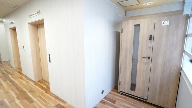 <TKPビズ BOX 秋葉原カンファレンスセンターNo.4>1人用個室🚪光回線Wi-Fi📶電源🔌テレワーク/オンライン会議の写真5