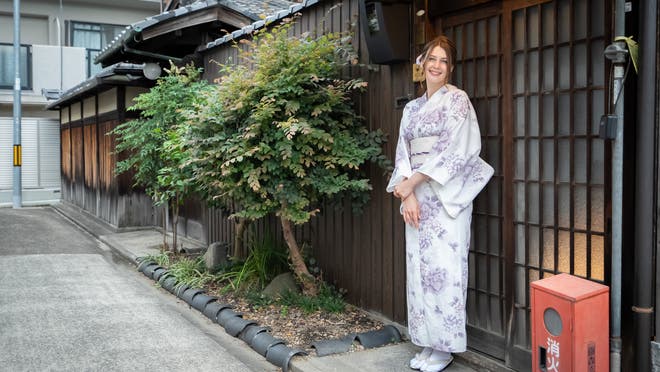 藤森神社最寄りの100年前の暮らしの姿をそのままに留めた京都市指定重要京町家 茶室・庭での和装撮影、参拝後の会食などにどうぞの写真1