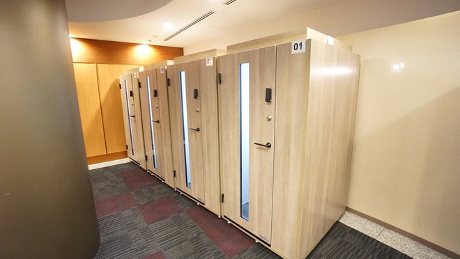 <TKPビズ BOX ガーデンシティPREMIUM大阪駅前No.5>1人用個室🚪光回線Wi-Fi📶電源🔌テレワークの写真5