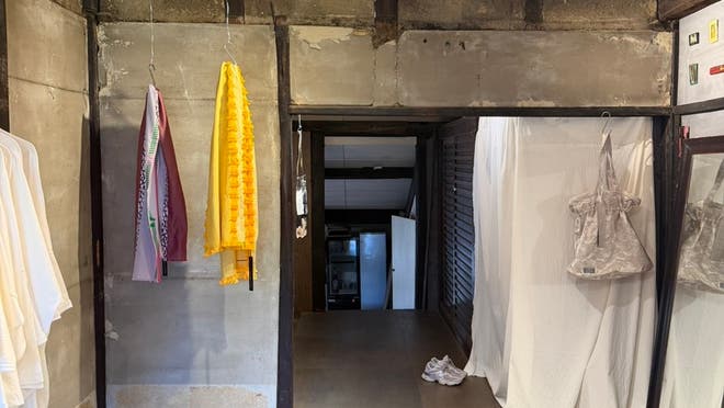 築200年の古民家をリノベーションした複合施設の屋根裏の写真10