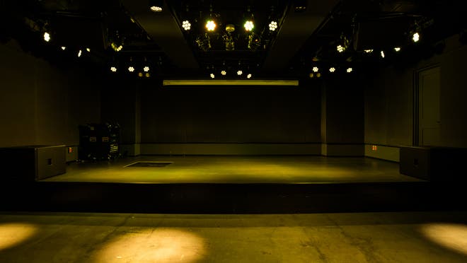 【渋谷駅5分・貸切ライブハウス 】おしゃれな地下空間 最先端の照明設備&大画面スクリーン MV/撮影/収録/イベント等 の写真6