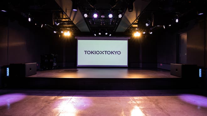 【渋谷駅5分・貸切ライブハウス 】おしゃれな地下空間 最先端の照明設備&大画面スクリーン MV/撮影/収録/イベント等 の写真1