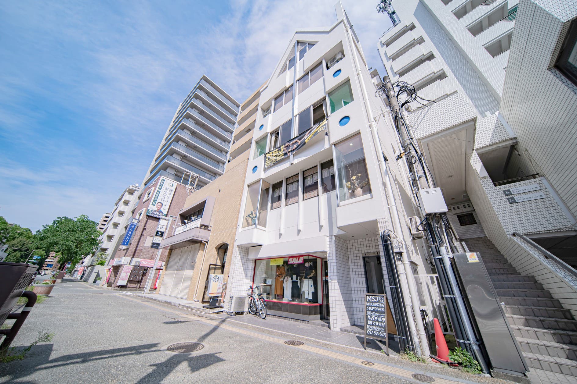 オープン特価🎉｜広々１フロアー貸切✨六本松駅徒歩5分｜ダンスやヨガ｜動画撮影｜大型ミラー6m｜モニター｜更衣室｜無料備品多数｜の写真22