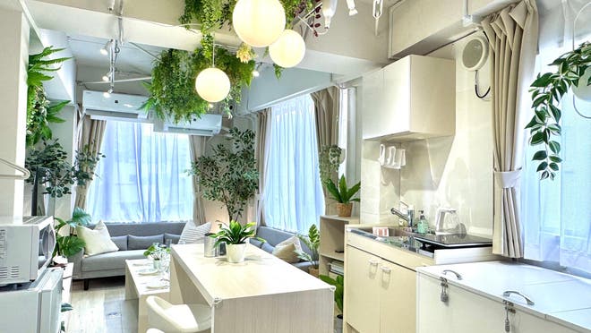 New Open!✨上野エリア・入谷駅3分🌿グリーン溢れる癒し空間🍃推し活💖女子会🥂ママ友会☕️75型TV📺撮影📷の写真1