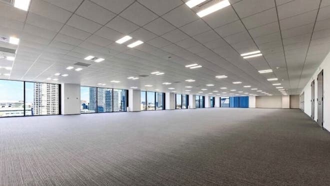 【ビジョンセンター横浜駅東口(Kアリーナ横浜 前)】Grand Hallの写真2