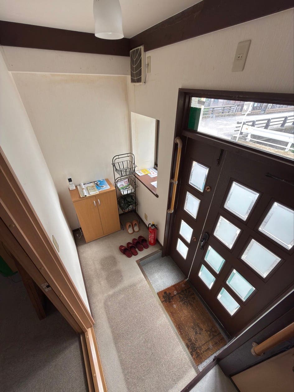「上京西町hub防音ルーム」複数人での収録に最適の写真8