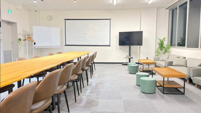 【天満駅4分】2026年7月OPEN!32名着席🛋100㌅プロジェクター🎬歓送迎会・女子会に🎉会議・交流会・上映会にも🧳の写真1