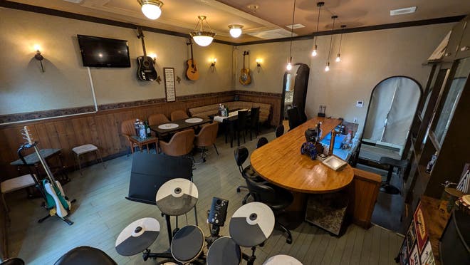 【駅徒歩約5分・一組限定貸切】屋内ラウンジ(スタジオにもカラオケにも)&屋外BBQスペース!の写真7