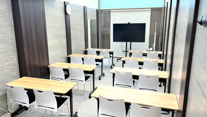 二番街 大会議室。16人着席+3人追加椅子あり。ブティックの3階にあります。の写真6