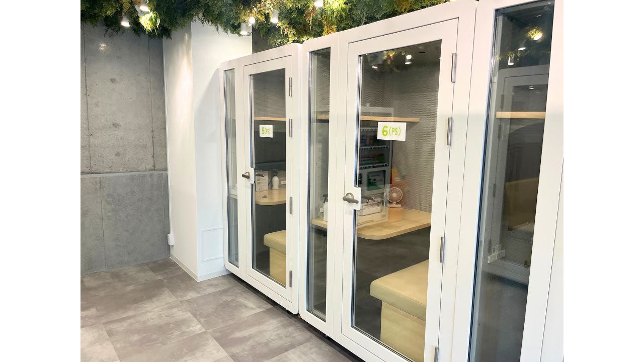 🌟ワークショップ・展示会・趣味会🌟【飯田橋駅徒歩1分｜41名利用可】区画分けされたフロアを貸切/Wi-Fi/電源/モニターの写真10