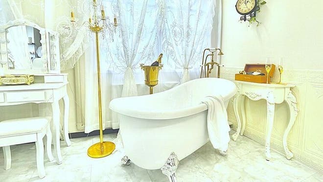 🎊移転リニューアルオープン♪🎊秋葉原4分 姫系💞猫脚バスタブ・アーチ窓・12シーン撮影可能!コスプレ・ポートレート・推し活に♪の写真2
