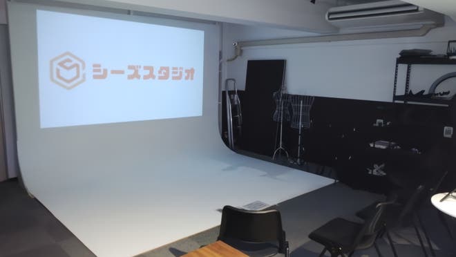 神田駅1分/白ホリR造作壁/撮影スタジオ!Godoxストロボ2灯&LEDビデオライト常備/プロジェクターの写真6