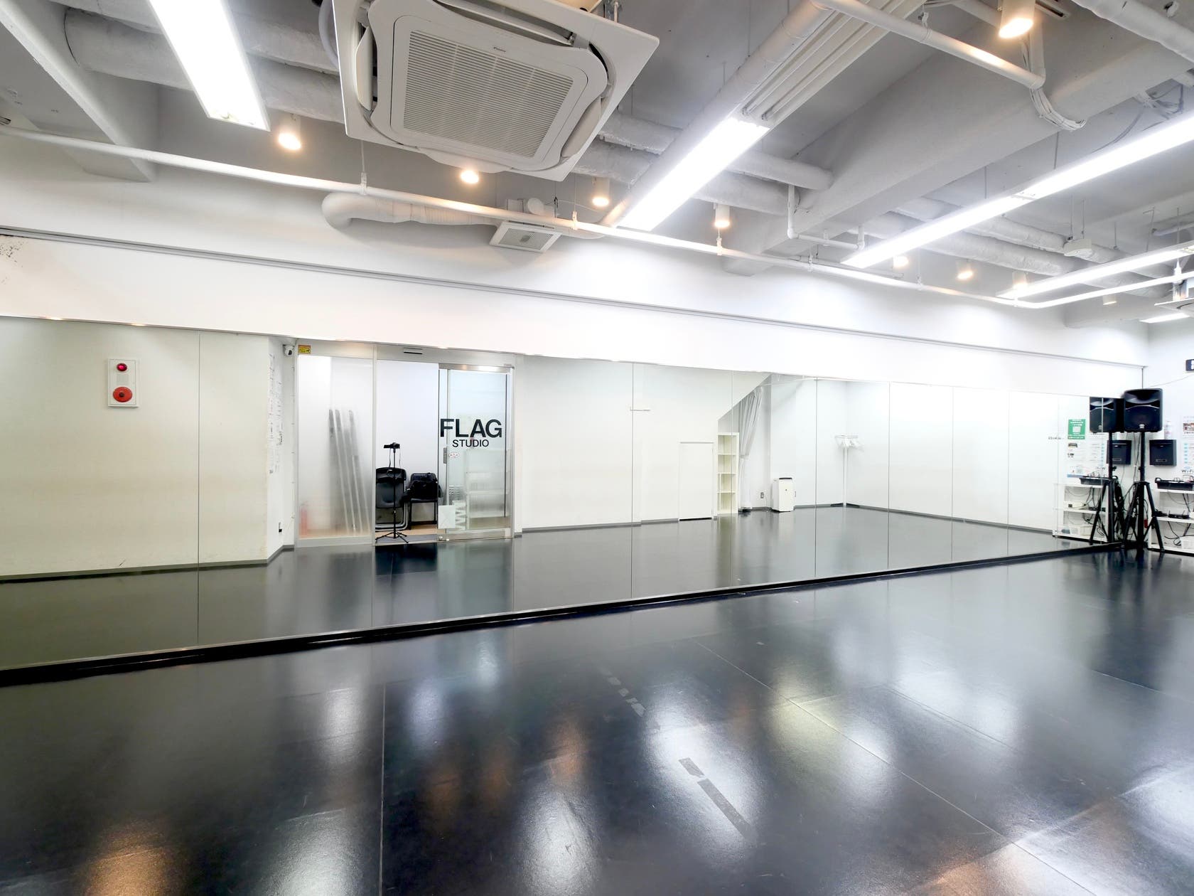 【高田馬場駅1分】超駅近🚶｜地域最安｜約60平米｜鏡15.5m｜バレエバー｜清潔感有｜毎日清掃🧹｜楽器可🎸|WiFi有りの写真5