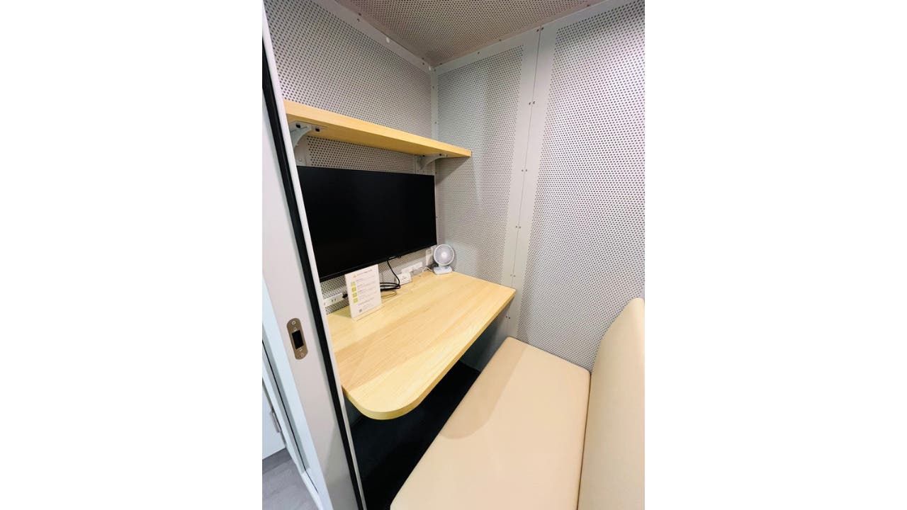 🌟ワークショップ・展示会・趣味会🌟【立川駅徒歩1分｜30名利用可】区画分けされたフロアを貸切/Wi-Fi/電源/モニターの写真4