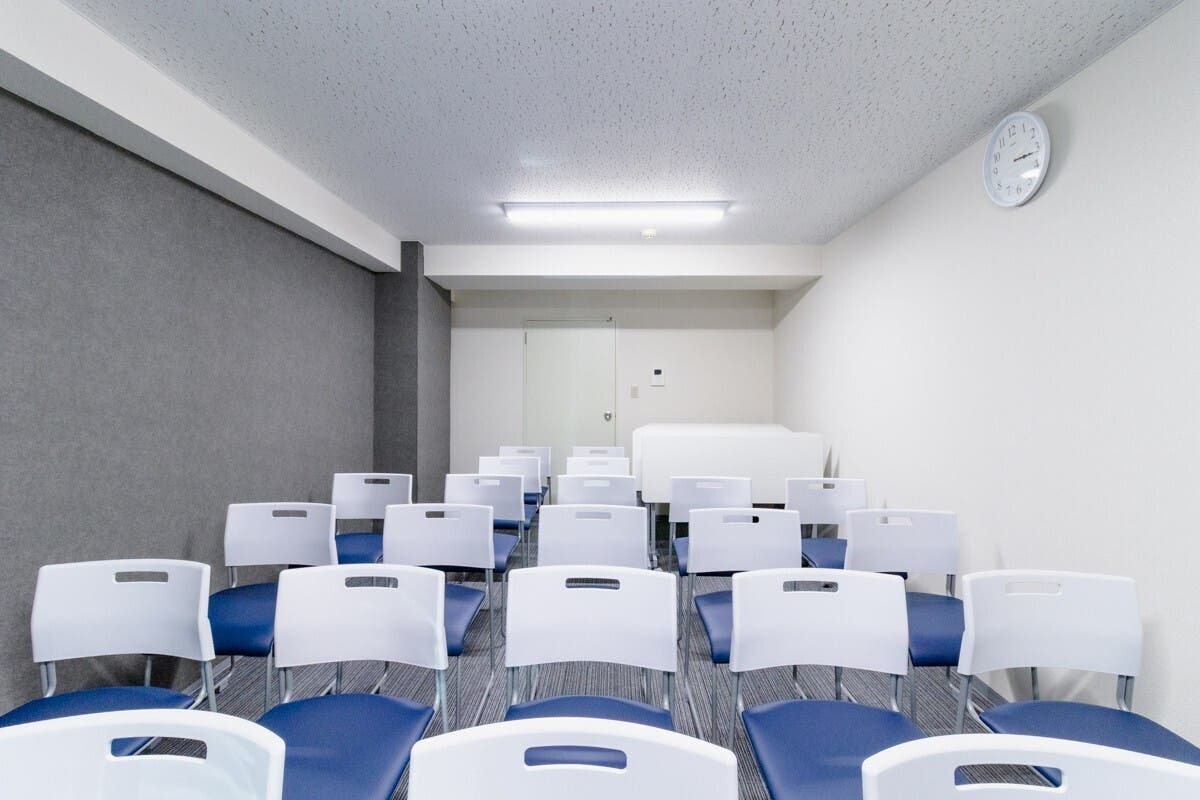 【札幌駅出口目の前！定員24名！】65型大型モニター・10Gbps光回線・WiFi全て無料！ふれあい貸し会議室 札幌No167の写真20