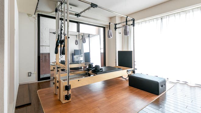 【中野駅徒歩1分】キャフォーマー完備|1h1,650円~/6-24時OK|レッスン/自主練/個人利用|マット/ボール/リングの写真10