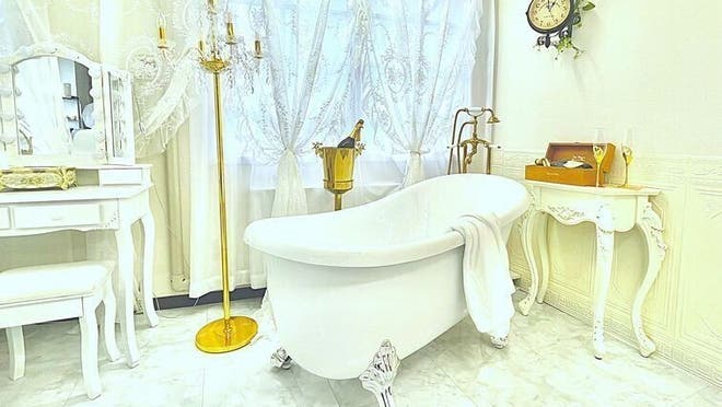 🎊移転リニューアルオープン♪🎊秋葉原4分 姫系💞猫脚バスタブ・アーチ窓・12シーン撮影可能!コスプレ・ポートレート・推し活に♪の写真2