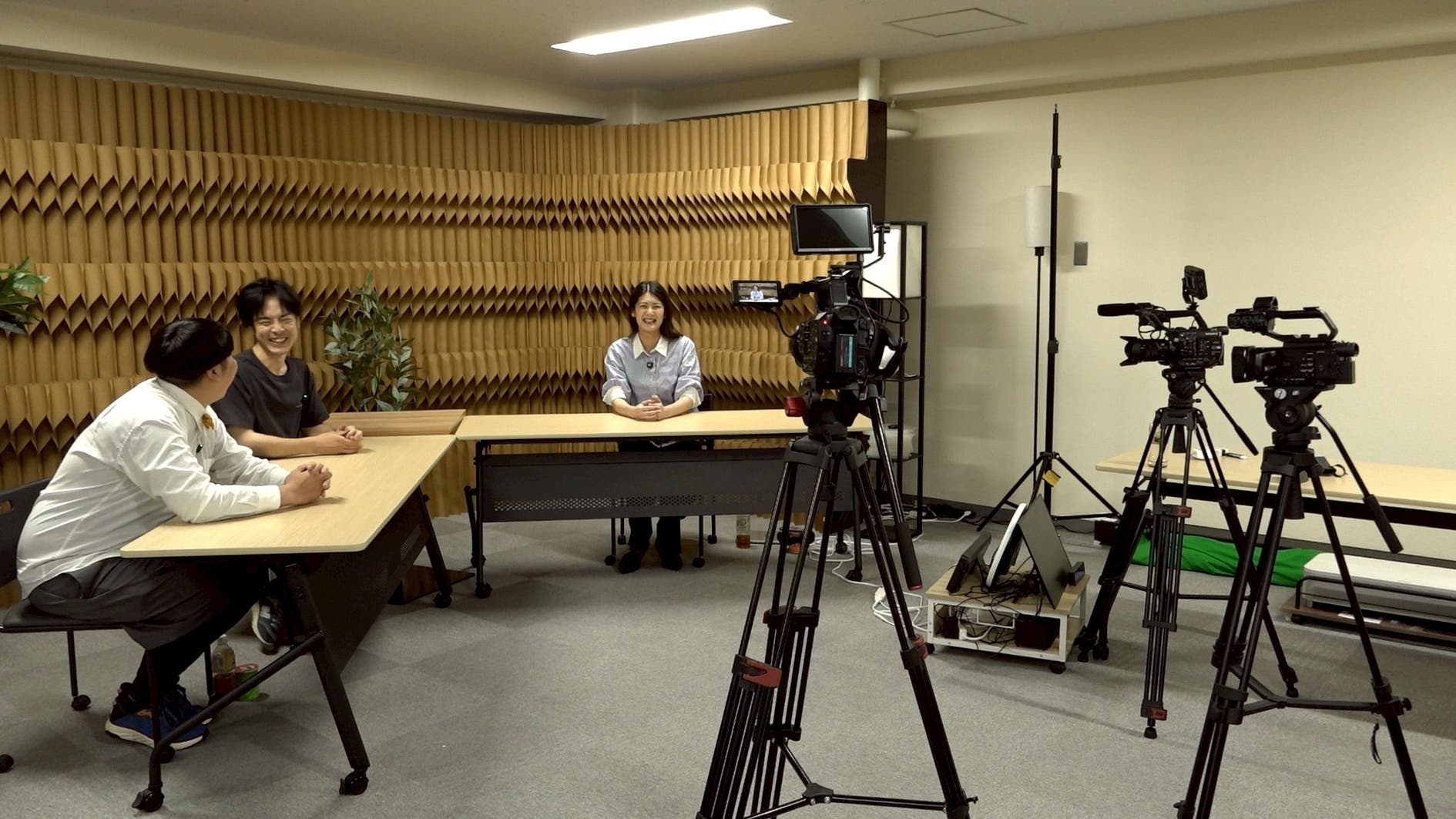 【撮影機材・制作備品すべて無料貸出OK】三田・田町駅から徒歩圏内！動画撮影/ライブ配信/会議/編集作業/サテライトオフィスの写真10