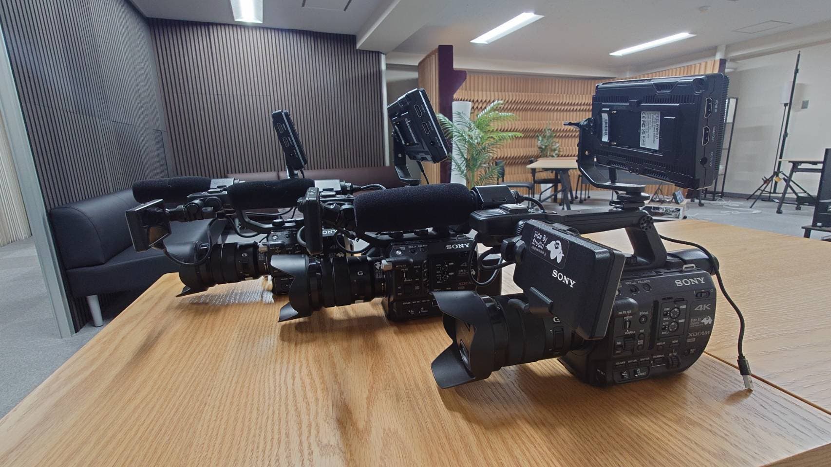 【撮影機材・制作備品すべて無料貸出OK】三田・田町駅から徒歩圏内！動画撮影/ライブ配信/会議/編集作業/サテライトオフィスの写真17