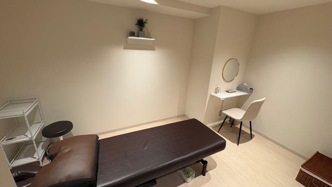 【ROOM4】麻布十番駅近!徒歩1分!今話題の設備が充実したリラクゼーション特化のレンタルシェアサロン!受付スタッフ常駐の写真2