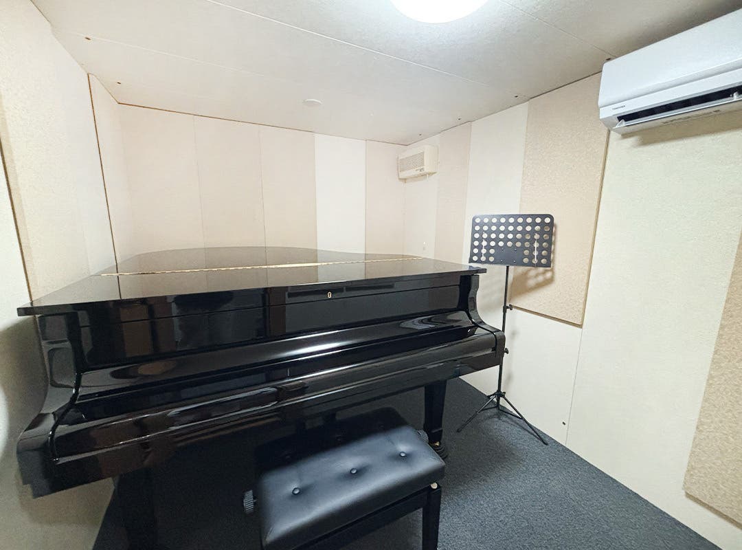 🎹Studio A【最安値】音楽スタジオ・防音室｜YAMAHAグランドピアノ｜マンツーマンレッスン・自主練習に最適[94]の写真5