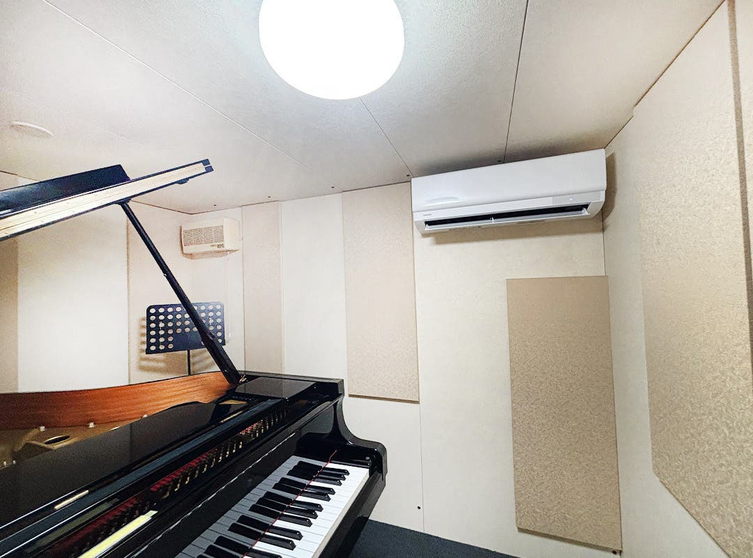 🎹Studio A【最安値】音楽スタジオ・防音室｜YAMAHAグランドピアノ｜マンツーマンレッスン・自主練習に最適[94]の写真6