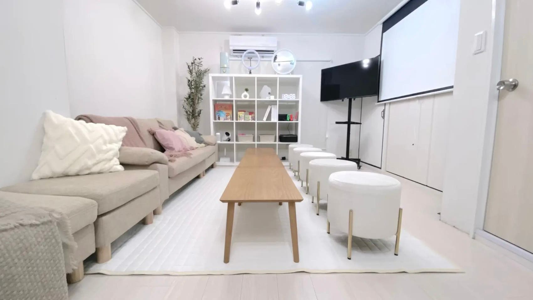 【京都駅すぐ】学割💓歓迎会🎉Netflix🎬巨大スクリーン🌟ゲーム🎮推し活や女子会🎀デートにも❤️大学生歓迎✨の写真2