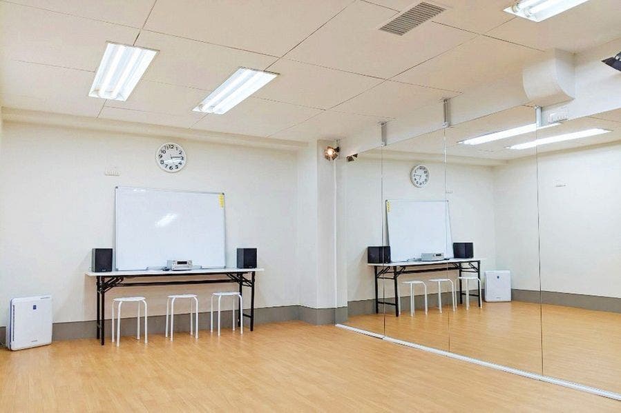 【神楽坂駅】【完全防音】ダンス・楽器練習ならここ🎵🎸24時間可⏰駅近徒歩1分！大型鏡の写真1
