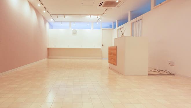 【泉佐野駅1分】NEWオープン🎉ギャラリースペース🖼️個展・写真展・ポップアップに|広さ32㎡|展示台・スポットライト完備の写真10