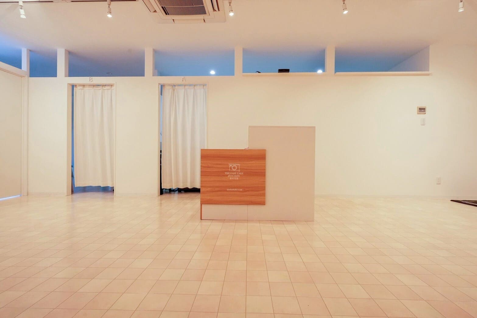 【泉佐野駅1分】NEWオープン🎉ギャラリースペース🖼️個展・写真展・ポップアップに｜広さ32㎡｜展示台・スポットライト完備の写真13