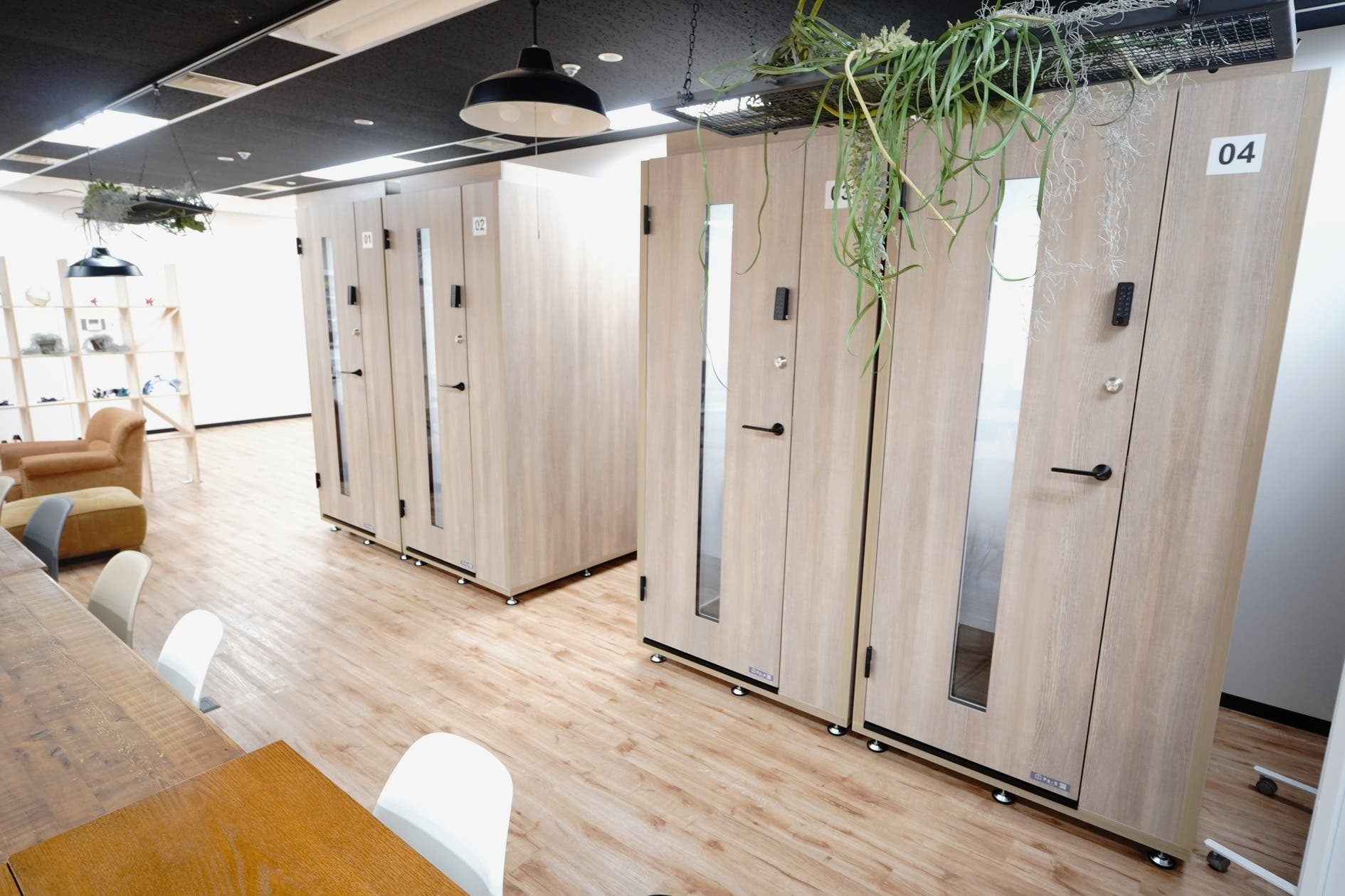 ＜TKPビズ BOX 新橋カンファレンスセンターNo.3＞1人用個室🚪光回線Wi-Fi📶電源🔌テレワーク/オンライン会議の写真5
