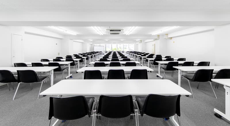 【関内駅徒歩1分】160㎡・最大160名｜低価格｜備品全て無料｜貸し会議室・セミナー会場｜レイアウト変更自由