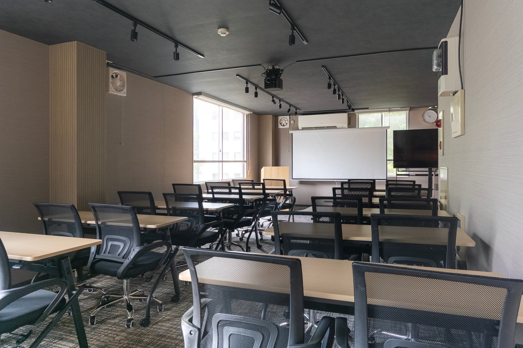 スペモ🏘️駅近✨会議🏢飲み会🍻サテライトオフィス💻撮影🎥セミナー⌨️882_SpemoLOUNGE人形町の写真14