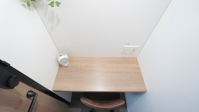 <TKPビズ BOX ガーデンシティPREMIUM名古屋太閤No.1>1人用個室🚪光回線Wi-Fi📶電源🔌テレワークの写真4
