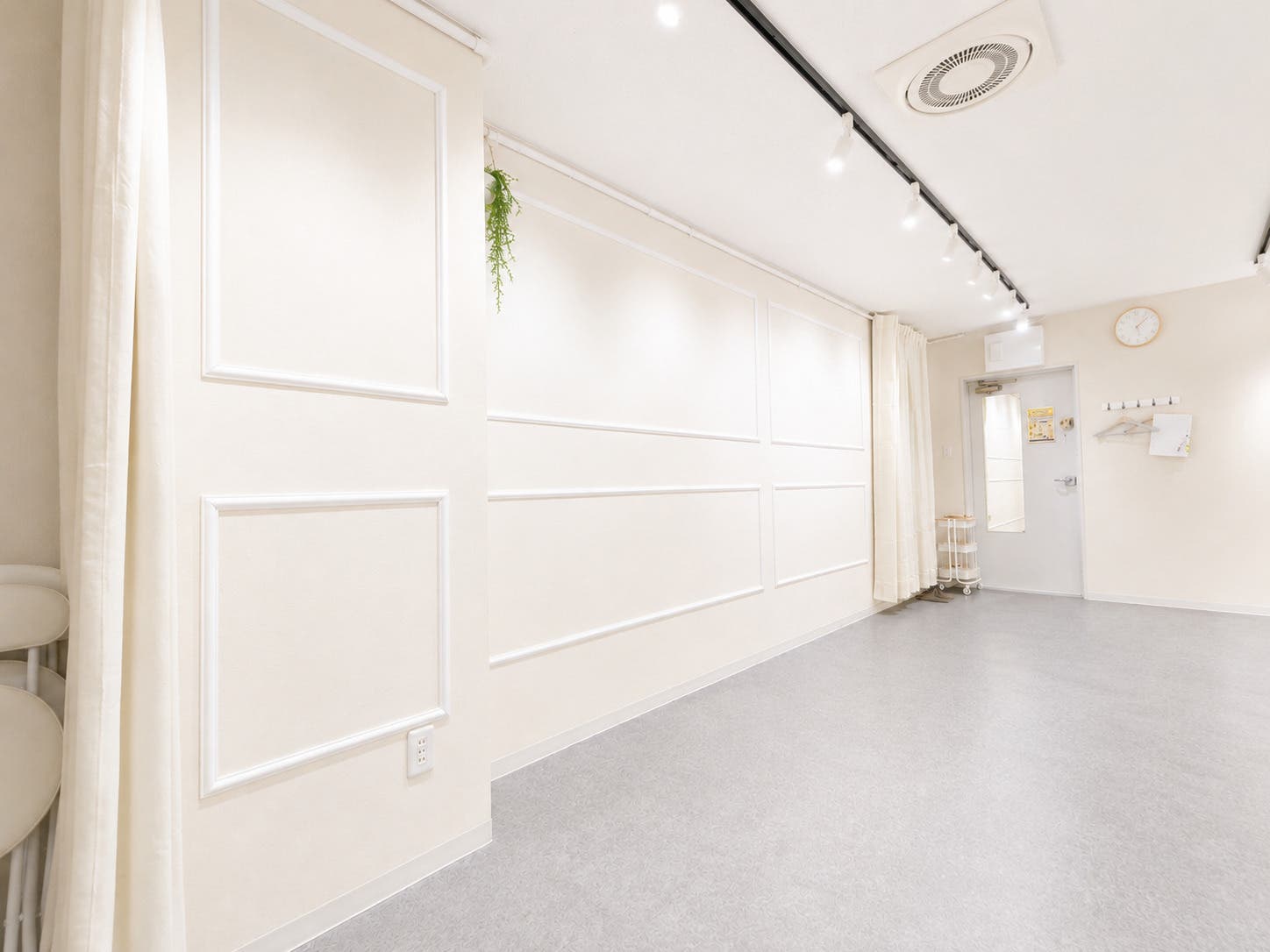 完全貸切型｜JR板橋駅・2路線3駅利用可｜6m超大型ミラー完備｜韓国風ダンス・撮影レンタルスタジオの写真12