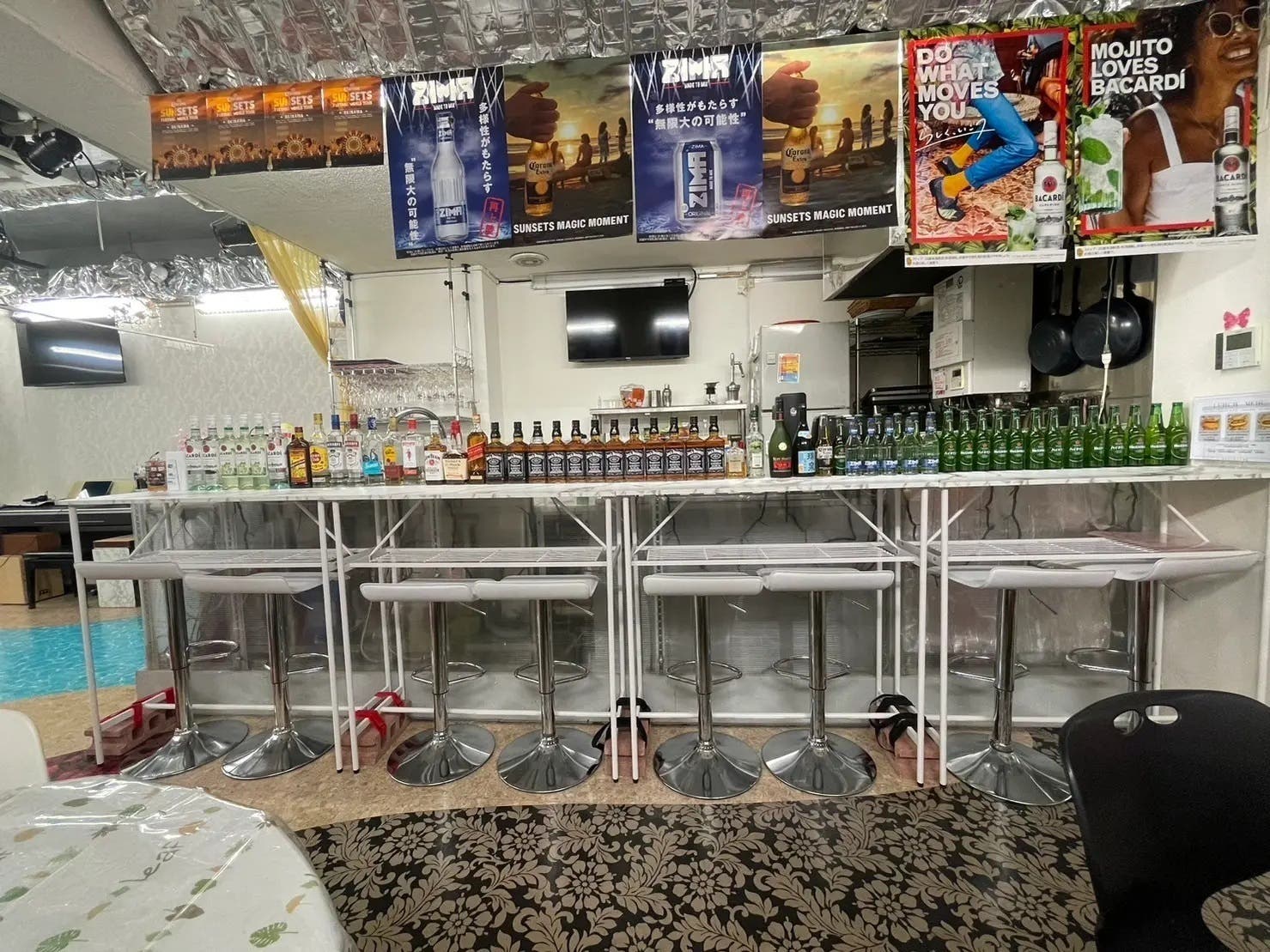 銀座線末広町駅から徒歩２分最大30名収容！☆カフェバー併設多目的レンタルスペース☆使い方無限大☆の写真3
